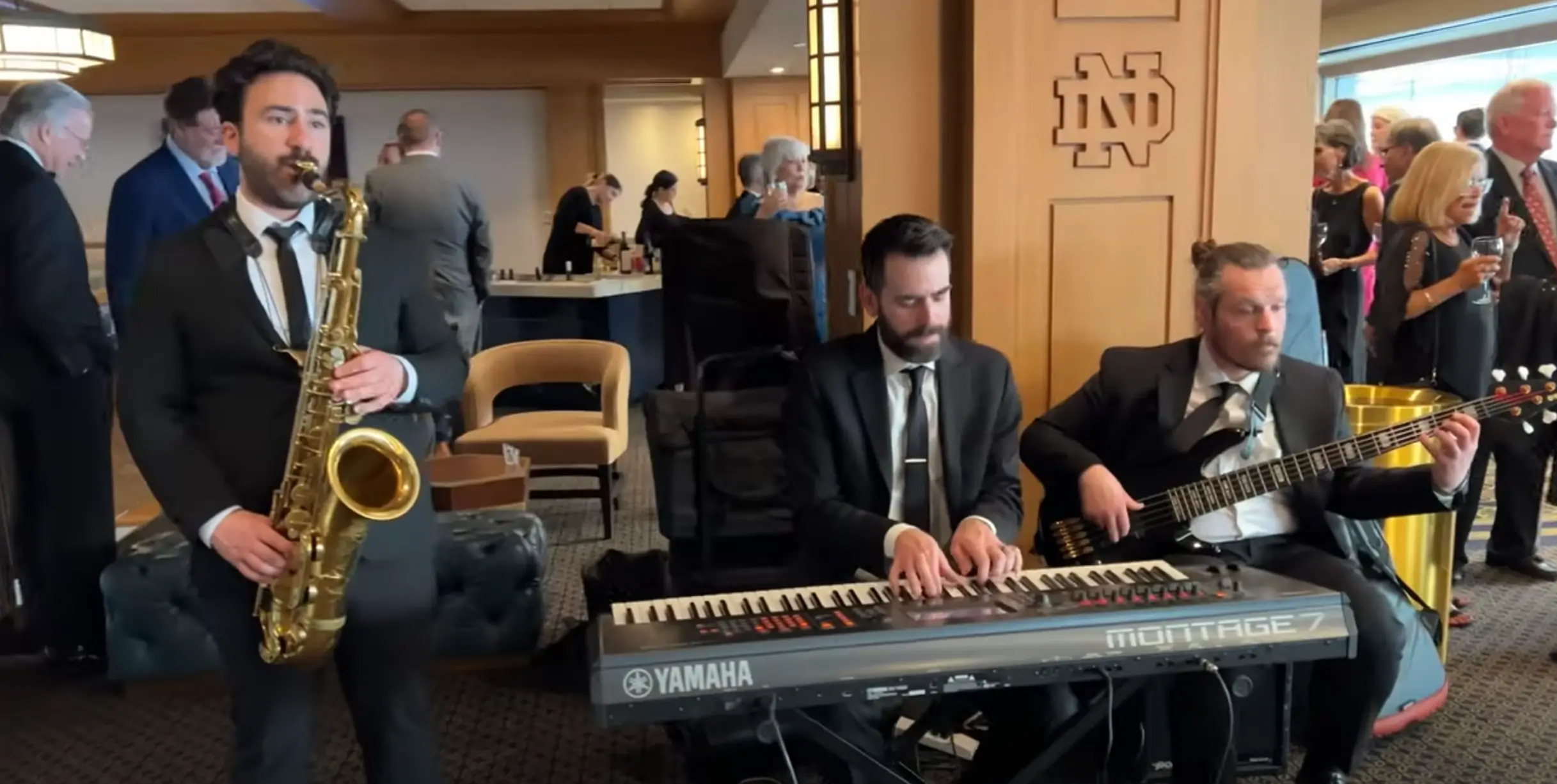 Elevate Your Wedding Cocktail Hour with the Perfect Playlist - DRS Music